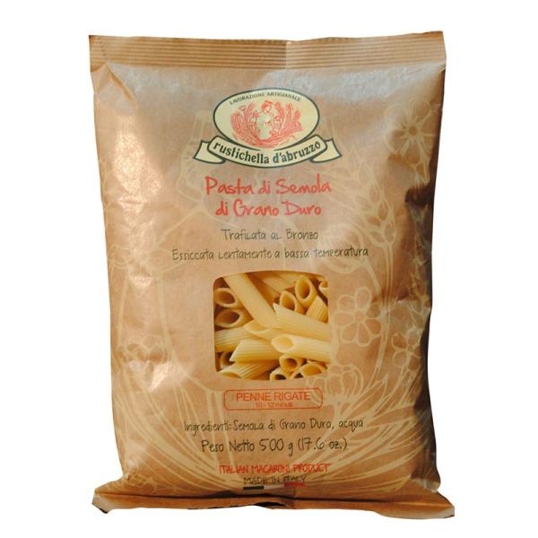 ショートパスタ。トマトのアラビアータソースなど濃厚なソースに合います。