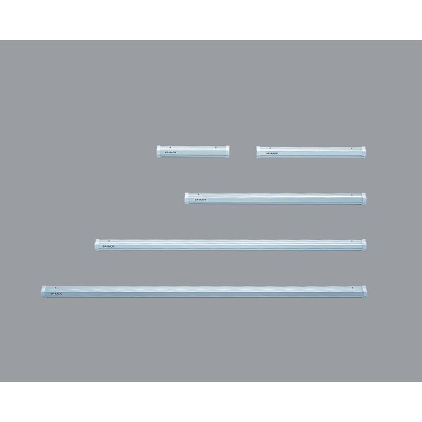 ●壁などに取り付ければ、書類・ポスターなどを下からスッと差し込むだけで掲示できます。●サイズは5種類のラインナップで掲示物の大きさに合わせて選択ください。●長さ：W900mm●材質：アルミ●取付：ビス止め・両面テープどちらかご選択いただけま...