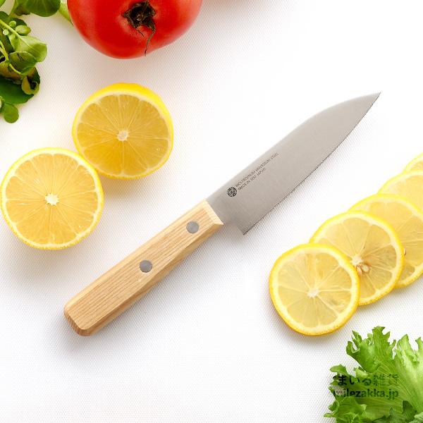 【発売日：2020年11月20日】刃に細かなノコ刃加工（ファインソー加工）を施して施してあるので切れ味が長持ちすると共に刃滑りしにくく食材をしっかりととらえます。鶏肉や魚、トマトもスパッと切れます。小さくて小回りが利くので食材の皮むきからカ...