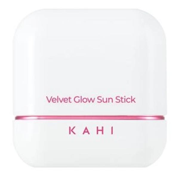 KAHI（カヒ）ベルベットグロウサンスティック 13.5g（秋冬）しっとり密着、さらっと上品。秋冬の乾燥する季節にぴったりの、保湿×ツヤ×UVケアを1本にまとめた多機能サンスティックです。乾燥しやすい頬や目元にもサッとひと塗り。ベタつかず、...