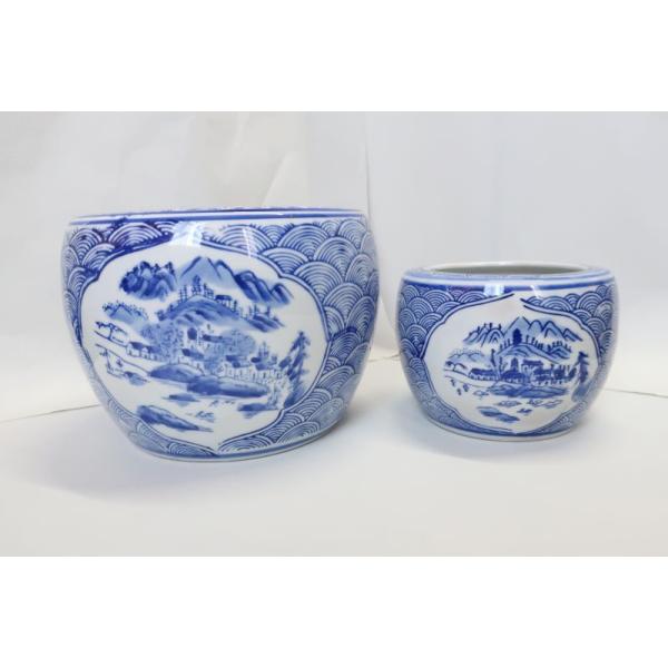手火鉢　山水火鉢、大・小2個セットです。当店オリジナルの手火鉢なので、他では買えません。ホワイトベースにブルーの山水柄です。落ち着いた和風インテリアです。