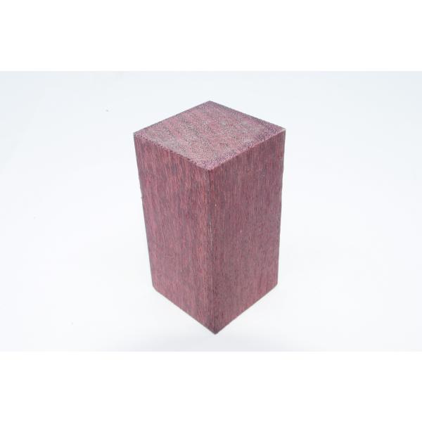 パープルハート約サイズ：3ｃｍ×3ｃｍ×厚6ｃｍ数量：1個状態：新品発送：画像の現品をお届けいたします。製造：日本製　素材：パープルハート比重：0.8〜1.0（※1以上で水に沈みます。）材質の特徴一番の特徴は紫色の肌という事です。軽い見た目...