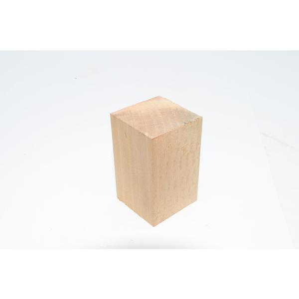 イスノキ約サイズ：3ｃｍ×3ｃｍ×厚5.2ｃｍ数量：1個状態：新品発送：画像の現品をお届けいたします。製造：日本製　素材：イスノキ比重：0.75〜1.02（※1以上で水に沈みます。）材質の特徴非常に重硬で、イスノキは日本の木材の内で最も重い...