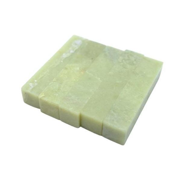 サイズ：1ｃｍ×1ｃｍ×5ｃｍ数量  1個  状態   新品（同等品ランダム発送です。）●青田石の特徴青田石は篆刻印材の中で最もバランスの良いとされる印材です。カケ味/彫り味/色彩/高度/結晶粒度などバランスが良いとされていますが、近年の青...