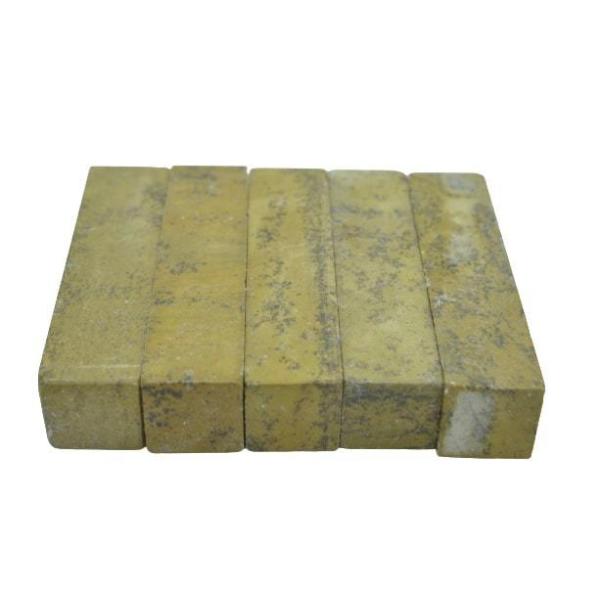 サイズ  1.5ｃｍ×1.5ｃｍ×約5ｃｍ〜7ｃｍ   数量  1個  状態   新品（同等品ランダム発送です。）●尼山石（にさんいし）の特徴尼山石の特徴は、硯の原料にもなる石で面白い文様が特徴です。黄土色の印材の中にマダラに茶斑点がござい...