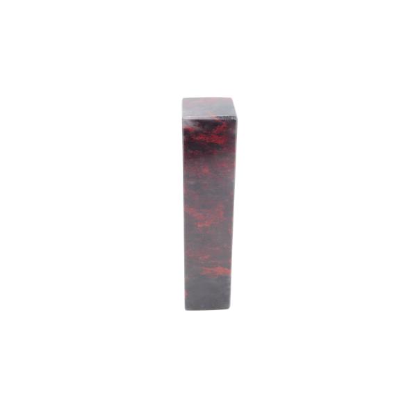 サイズ ： 約1.7ｃｍ×約1.7ｃｍ　高さ7.5ｃｍ数量 ：1個   状態：新品材質：桂林鶏血玉付属：箱●桂林鶏血玉印材鶏血石には種類が多数あり、有名なのが巴林鶏血ですが、その他昌化鶏血などがあります。それぞれに特徴がありますが、桂林鶏血...
