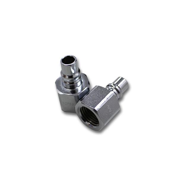 工具側に取り付ければ便利な小型カプラ（オス）です。