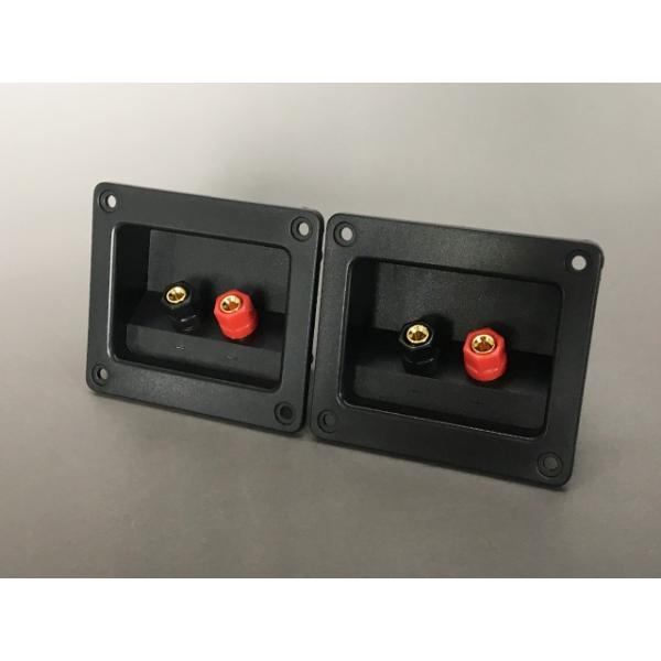 ■商品説明■・金メッキ スピーカーターミナルBOX(バナナプラグ対応)■商品詳細■・本体サイズ：(縦)80mm×(横)92mm×(奥)35.5mm・取付穴サイズ：(縦)54.4mm×(横)74.5m・取り付けネジピッチ：77mm×65mm・...