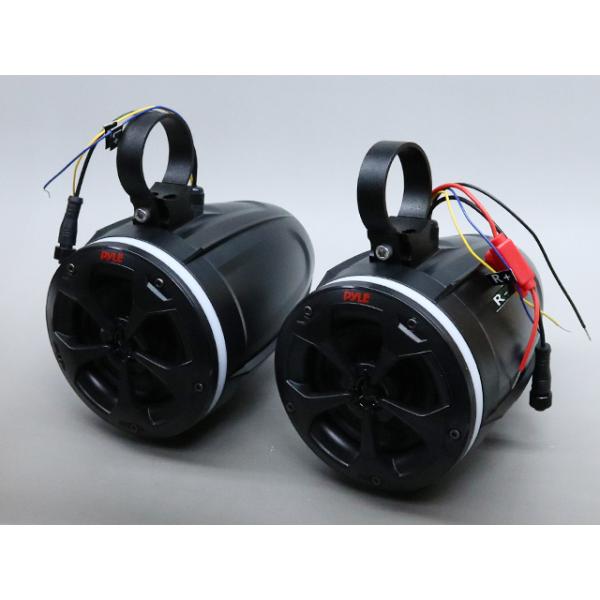 ■商品説明■・2Way LED付き 防水マリンスピーカーになります。・適応パイプ径は1.25インチ〜2インチまで対応しております。(1インチ2.54cm)・付属のゴムパッキンをパイプに挟む時にご使用下さい。※アンプは内蔵してません。■商品詳...