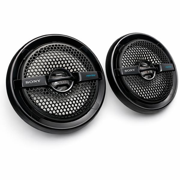 ■商品説明■・SONYマリン用防水 スピーカー・スピーカーは6.5インチ(16cm)です。■商品詳細■・再生音域：45Hz〜20KHz・インピーダンス：4Ω・音圧レベル：90db・許容入力：40W (最大140W)■販売単位■・1セット (...
