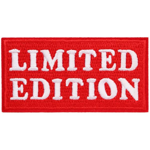LIMITED EDITIONの文字をデザインした刺繍ワッペンです。LIMITED EDITION（リミテッド エディション）は、「限定版」という意味です。衣服の傷隠しはもちろん、布製バッグや布製スマホケースなどのドレスアップにもおすすめ。...