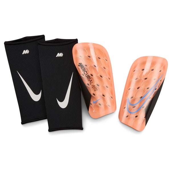 ナイキ(NIKE)/サッカー シンガード マーキュリアル ライト Mercurial Lite レガース すねあて フットボール DN3611-852■ナイキ マーキュリアル ライト シンガードは、スプリント力を損なうことなく下腿部を保護。...