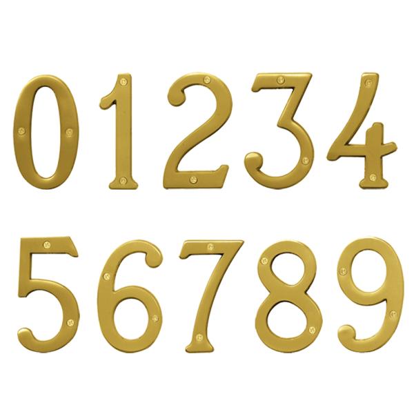 アメリカの住宅の住所表記に使われる数字プレート。取り付けネジ付属。取り付け穴が開けられているので、スムーズな設置が可能。ドアや壁のハウスナンバー取り付けをDIYでオリジナルに。サイズ：約10cmロットにより色味が違う場合がございます。■配送...