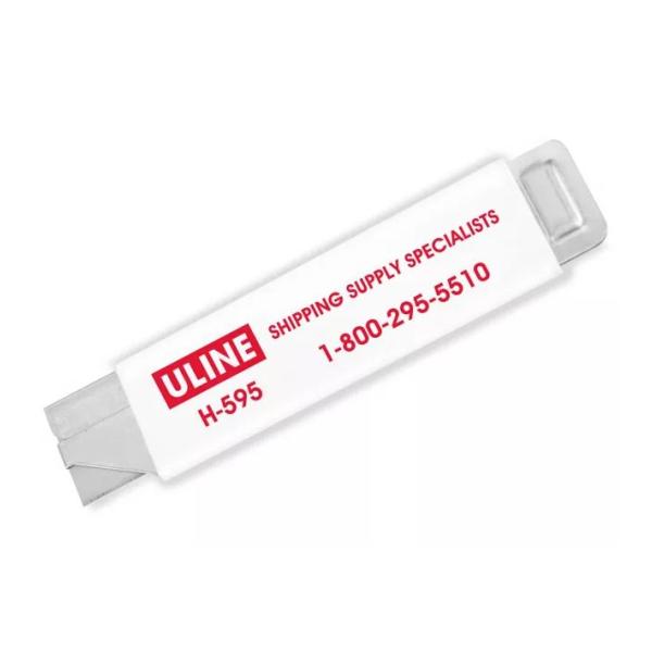 アメリカの物流用品メーカー、ULINEのコンパクトカッターワンアクションで刃の出し入れが可能玄関やリビングに置いておくと段ボールの開閉に便利でスマート持ち運びにも適したポケットタイプメール便送料：200円（税別）※メール便にてお送りします。...