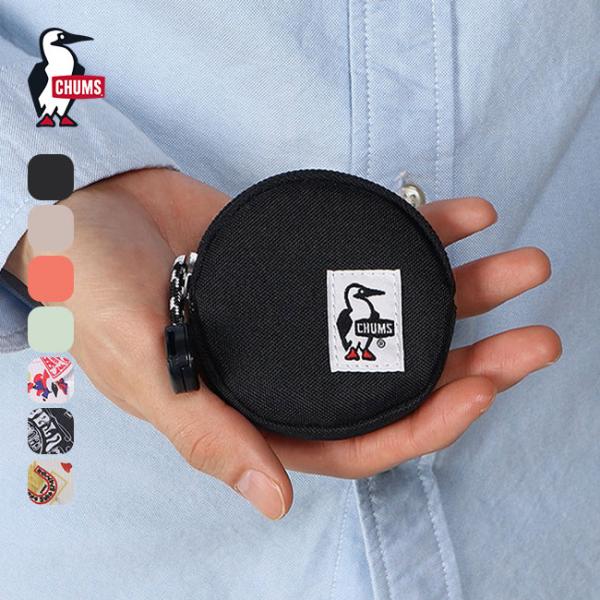 キーケースやイヤホンなどの小物入れとしても◎、丸いフォルムがかわいいミニコインケース■ブランド名：CHUMS ■商品名：リサイクルラウンドコインケース ■商品型番：CH60-3573 ■カラー：ブラック【CH60-3573-K001】,グレ...