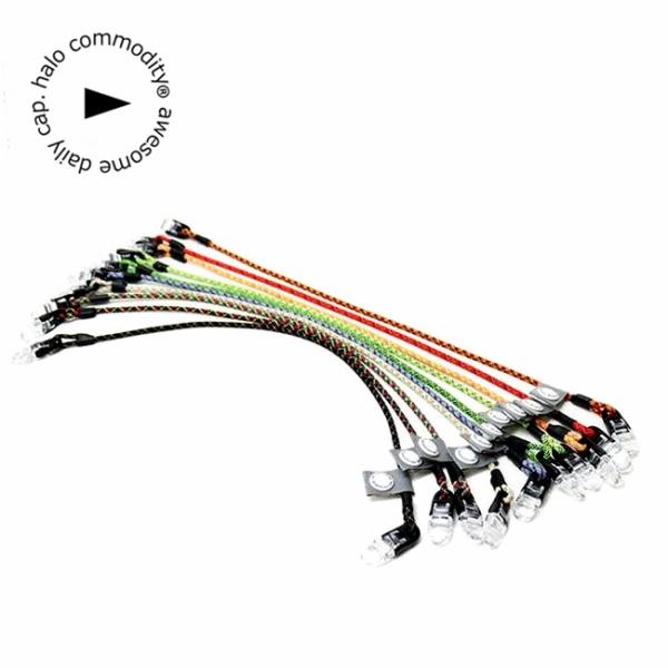 思わぬ突風などで帽子が飛ばされた時の保険として。オリジナルカラーで製作したコードを使用しています。先端に付けたリフレクトテープは夜間の使用時の視認性を担っています。■ブランド名：halo commodity ■商品名：プロックハットコード ...