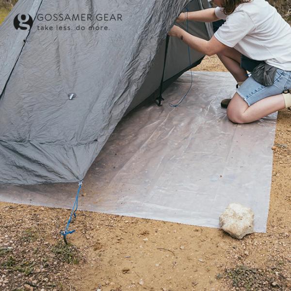 テントの底面を汚れや摩耗から守る、超軽量グラウンドクロス■ブランド名：Gossamer Gear■商品名：ポリクロテントフットプリント■商品型番：GSCU0120-900■カラー：ー■サイズ：183 × 244cm■素材：PolyEarth...