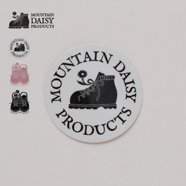 水に強く耐久性のある白塩ビ素材を使った屋外対応ステッカー。■ブランド名：MOUNTAIN DAISY PRODUCTS ■商品名：ステッカー ■商品型番：MDP24103 ■カラー：ロゴ／白地,ブーツピンク／透明,ブーツブラック／白地 ■サ...