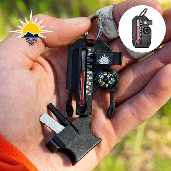 温度計、コンパス、ホイッスル、ファイヤースターターの4つがセットになったサバイバルツールキーホルダー■ブランド名：SUN COMPANY ■商品名：アウトサイダー4in1 サバイバルツール ■商品型番：11500036000000 ■カラー...