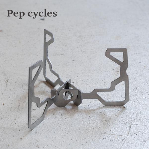 小さく収納でき色々な火器に対応する五徳■ブランド名：TiNY by Pep cycles ■商品名：タイニー トリベット ■商品型番：― ■カラー：ー ■サイズ：6cm×5cm（厚み 0.8mm） ■素材：64チタン（Ti-6Al-4V） ...