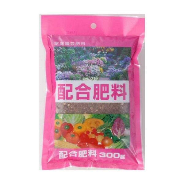 油粕を中心とした、有機原料を配合しています効き目の早い化成肥料と、徐々に効く有機原料をバランス良く配合しました。