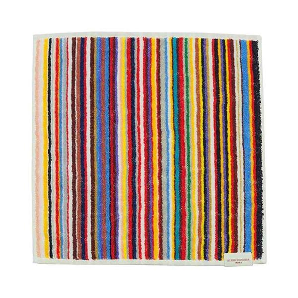 フランスの街の色、食の色、人の色など多彩なフランス文化をテーマに伝統的な製法で織り上げられた独自のストライプ生地のタオルハンカチ。先染の糸を組み合わせることで、生地の柄を忠実に再現。両面パイルなので、吸水性に優れています。今治の職人のこだわ...