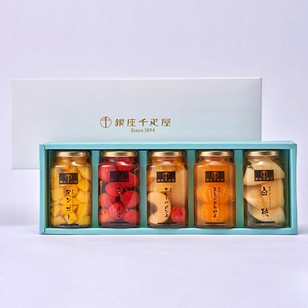 １年で一番美味しい時期に収穫した果物をひとつひとつ手作業で瓶につめました。●内容量まるごとみかん、白桃、さくらんぼ、フルーツポンチ、マンゴー　各155ｇ×1●賞味期限常温360日