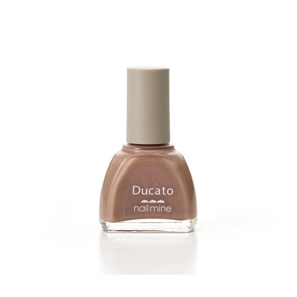 レトロカラーのヴィーガンネイル。ヴィーガン処方。※動物由来の原料不使用。動物実験は行っていません。FREE INGREDIENTS（動物由来原料不使用。合成香料無配合。）ラウンドカットで塗りやすい刷毛を採用。速乾処方。デュカート、ネイルマイ...