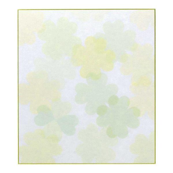 ラッキーモチーフで知られる四つ葉のクローバー柄。大きさは、スタンダードな色紙サイズ。