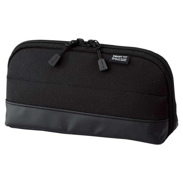 安定感抜群の三角フォルム。開口部を折り返せばペントレーに。