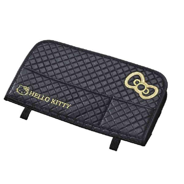 ●ハローキティの大人可愛いブラック＆ゴールドシリーズのリアトレイです。●トレイ部は小物がいろいろと置けるワイドサイズ。マルチバンドで500mlペットボトル、500ml紙パック、スマートフォンも置くことができます。（耐荷重約1.5kg）●本体...
