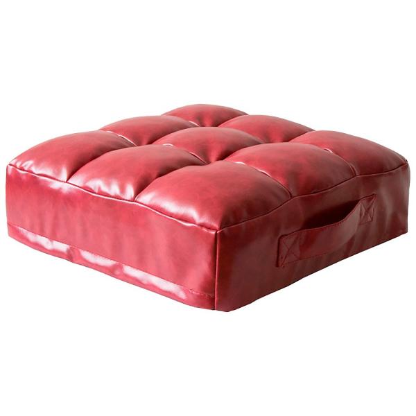 "もこもことした座り心地の良い極厚座面とスタイリッシュなレザーの張地が特徴のクッション。座り心地の良い構造でへたりにくく、長時間おくつろぎいただけます。軽量で取っ手付きなので持ち運びもラクラク。カラーはブラック、ブラウン、キャメル、レッドの...