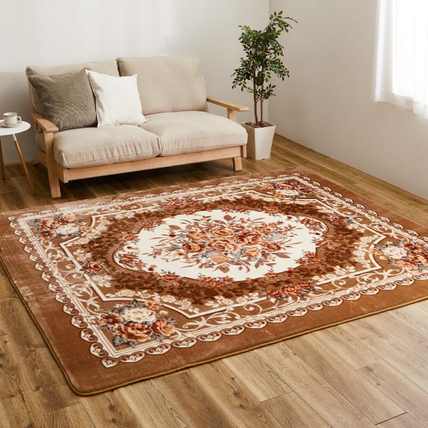 クラシカルな花柄デザインが、お部屋をあたたかみのある優雅な雰囲気に演出。部分的に施されたカービング加工によって立体感が生まれ、高級感のある仕上がりになっています。ウレタン入りでふっくらと厚みがあり、そのまま寝転がったり座布団がなくてもからだ...