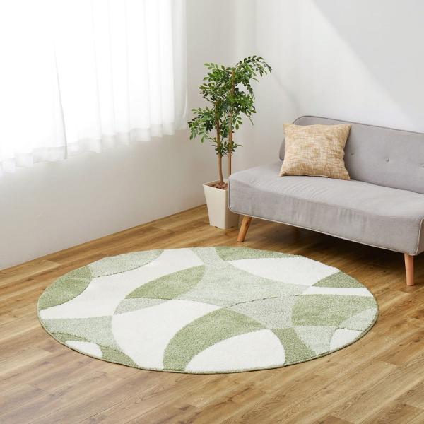 防ダニ・抗菌・抗ウイルス・消臭・花粉対策など、優れた機能を兼ね備えた安心の日本製多機能ラグ。落ち着いた色合いでインテリアにも合わせやすい、おしゃれなモダンデザイン。ふわふわなカットパイルと、さらっとした肌触りのループパイル、異なるパイルを組...