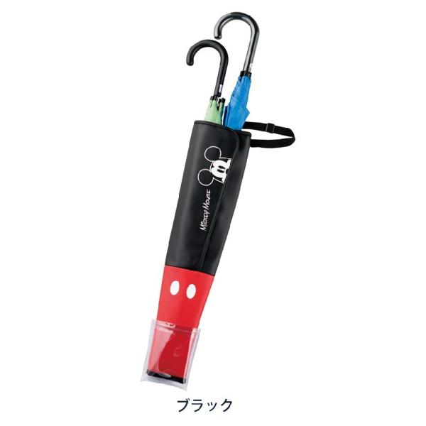 ひょっこり顔を出すミッキーのアートがかわいいアンブレラホルダー傘は最大3本まで収納可能で、脱着可能な水抜きポケット付き。ヘッドレスト部にはベルトに付いたフックで固定。座席部分には本体に縫い付けのヒモでしばりつけて固定します。