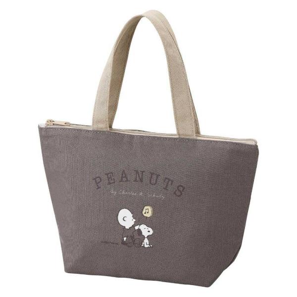 ・保冷バッグとして使えます。・お弁当箱とボトルも入ります。