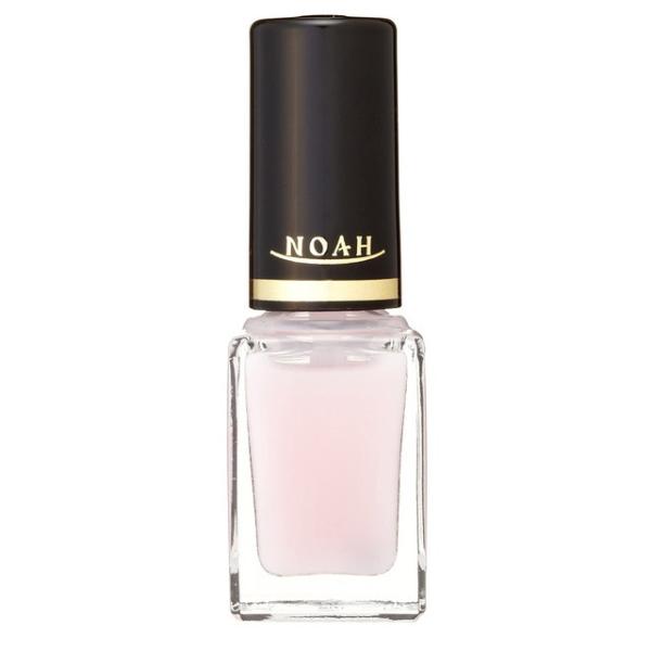 ネイルカラーのもちがが長時間持続するベースコートです。