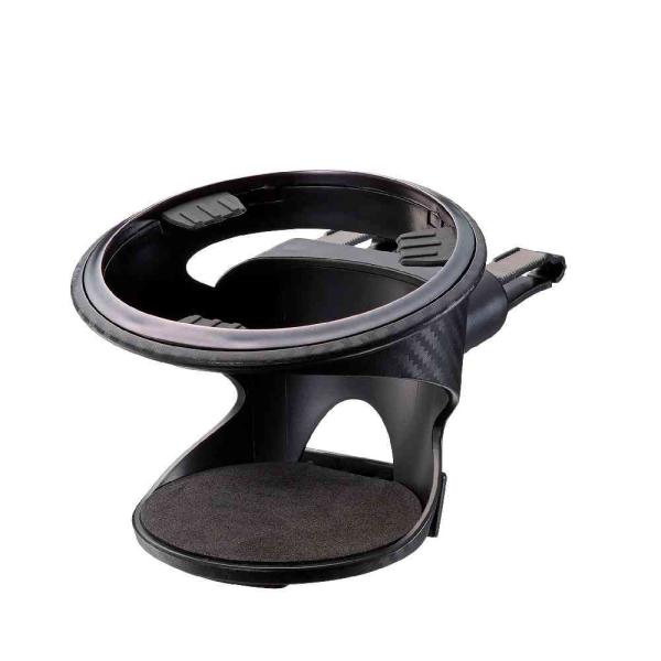 ●シンプルでスタイリッシュなエアコン取付けのドリンクホルダーです。●スポーティなカーボン調で、室内空間に上質な雰囲気を演出します。●3点でソフトにサポートするラバーが安定感を高め振動音も抑えます。●コンビニコーヒー、太缶、細缶、600mlペ...