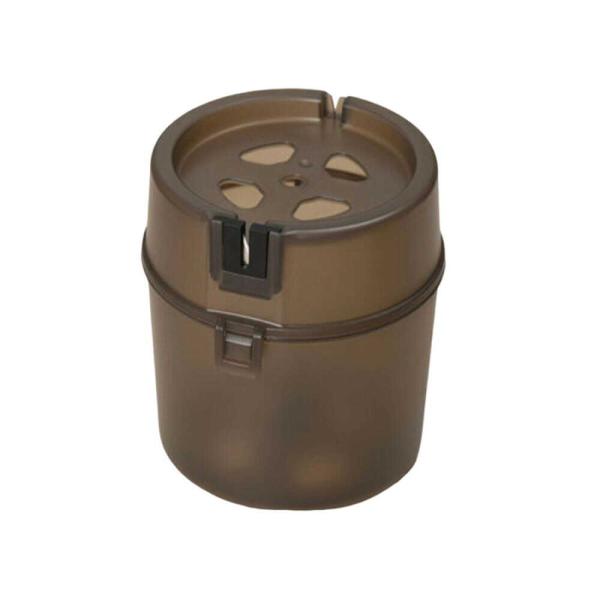 ステンレス鋼製の切れ味抜群のカッターが付いているため、軽い力でひもを切ることができます