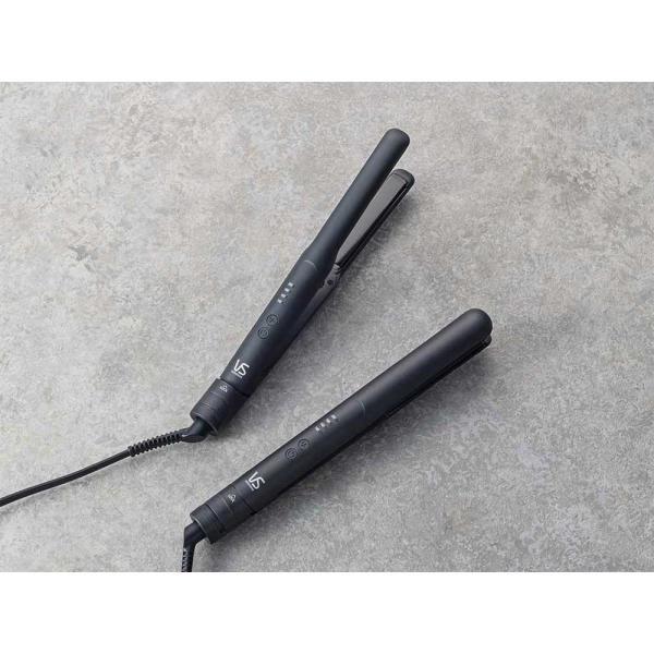 ●電源:AC100-240V・50/60Hz共用 ●消費電力:39-43W ●イオン:マイナスイオン ●プレート:セラミックコーティング ●プレートサイズ:幅26×長さ90mm ●最高温度:約200C(周囲温度30Cの場合) ●温度調節:4...