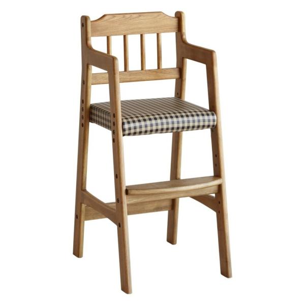 お子さまの成長に寄り添い、長く大切にお使いいただける機能美とヴィンテージ感が魅力のキッズチェアです。一番の特長は、お子さまの体形に合わせて細かく調整できる設計にあります。座面は2.5cm間隔、足置きは7cm間隔で、それぞれ3段階の高さ調節が...