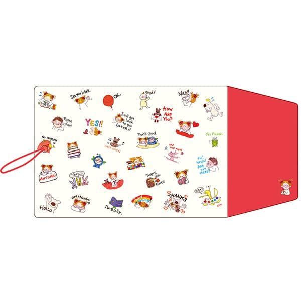 ココちゃんの文庫本サイズのブックカバーです。かばんなどの中で本が開くのを防げるゴムバンド付き。■セットアップサイズ：約H160×W115×D10mm■主素材　表面：PVC/カシメ：ニッケル■ゴムバンド付き■中国製