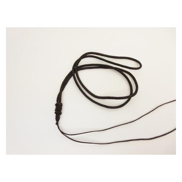 【ネックレス紐】☆商品情報☆太さ：約Φ2.3mm長さ：約58〜60cm（調節不可）トップ用の紐：約Φ0.8mm×約15cm×2本材質：ナイロン石の穴サイズが約1.8mmから使用可能内容量：10本※照明等の関係で実際の色とイメージが異なる場合...