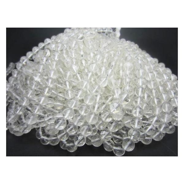 【連売り商品】ヒマラヤ水晶☆商品情報☆石サイズ：Φ9〜9.5mm　穴サイズ：約Φ0.8mm粒数：約41粒一連：約38cm原産地：ネパール・ガネーシュヒマール※キズ・欠け・凹みが必ず含まれます。ご理解いただいた上ご注文下さいますようお願いいた...