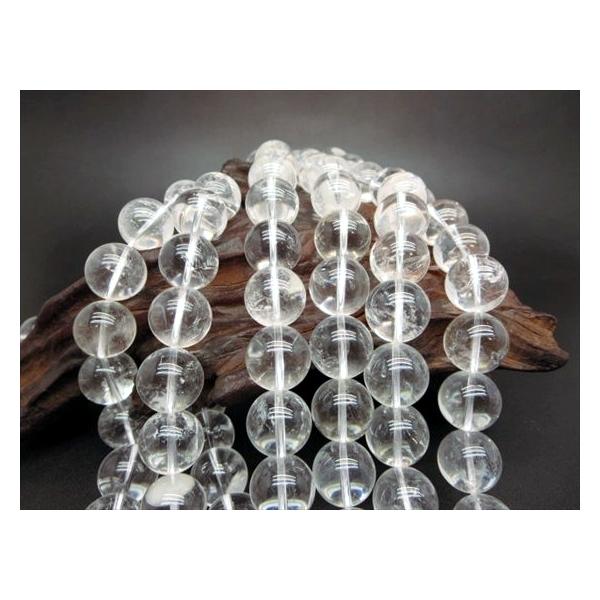 【連売り商品】ヒマラヤ水晶☆商品情報☆石サイズ：Φ15±0.2mm　穴サイズ：約Φ1.2mm粒数：約24粒一連：約36cm原産地：ヒマラヤ※形状やサイズのばらつき、表面や穴周りのキズや凹み、粒数の誤差等があります。※商品は選べませんのでご了...