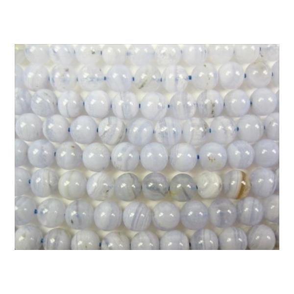 【連売り商品】ブルーレースアゲート☆商品情報☆石サイズ：Φ8±0.2mm粒数：約49粒全長：約40cm原産地：ブラジル※石の材質上、形状やサイズのばらつき、表面や穴周りにキズや凹み等があります。粒数はあくまで目安です。多少の誤差がありますの...