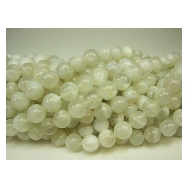 【連売り商品】ムーンストーン☆商品情報☆石サイズ：Φ6±0.3mm粒数：約60粒長さ：約38cm原産地：マダガスカル※形状やサイズのばらつき、表面や穴周りにキズや凹み等があります。粒数はあくまで目安です。多少の誤差がありますのでご了承くださ...