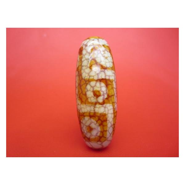 【チベット高級龍紋天珠】☆商品情報☆長さ：約58mm　直径：約Φ22mm穴サイズ：約Φ2.5mm中国・チベット天珠※照明等の関係で実際の色と多少イメージが異なる場合がありますのでご了承ください。※こちらは一点物ですので、画像の商品のお届けと...