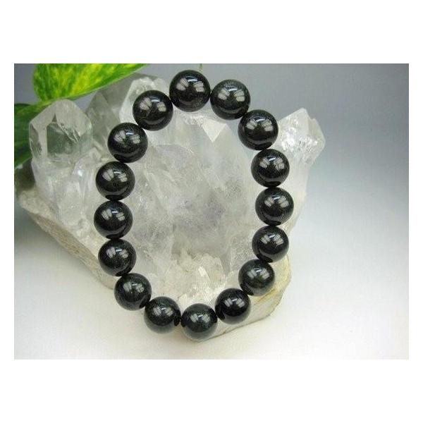 【ブレスレット】グリーンルチルクォーツ☆商品情報☆石サイズ：Φ13.2±0.2mm粒数：16粒重さ：約53g手首周り：約20cm原産地：ブラジル※形状やサイズのばらつき、表面や穴周りにキズや凹み等が目立ちます。※照明等の関係で実際の色と多少...