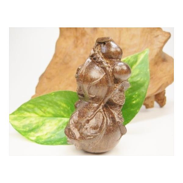 【置物】沙沈木☆商品情報☆長さ：約69mm幅：約37mm原産地：台湾※材質上、形状やサイズのばらつき、表面にキズや凹み等がある場合があります。※照明等の関係で実際の色と多少イメージの異なる場合もございます。予めご了承ください。おしゃれ かわ...